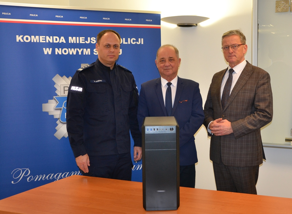 Małopolski Ośrodek Ruchu Drogowego wsparł działania sądeckiej Policji ... Małopolski Ośrodek Ruchu Drogowego wsparł działania sądeckiej Policji ...